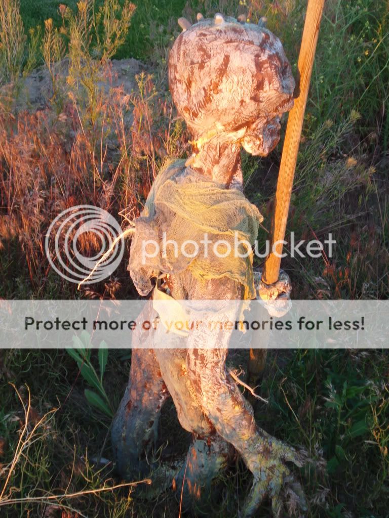 Static: - Cursed Grave Robber | Halloween Forum